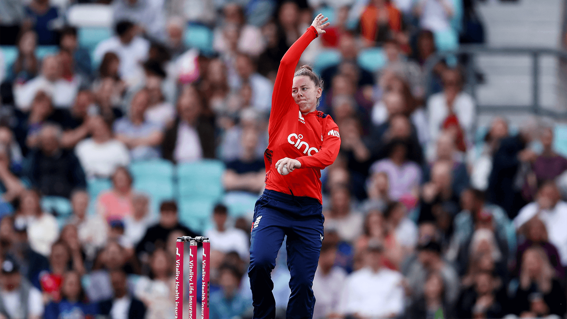 Linsey Smith | Squad Profile | Hampshire Women | Utilita Bowl